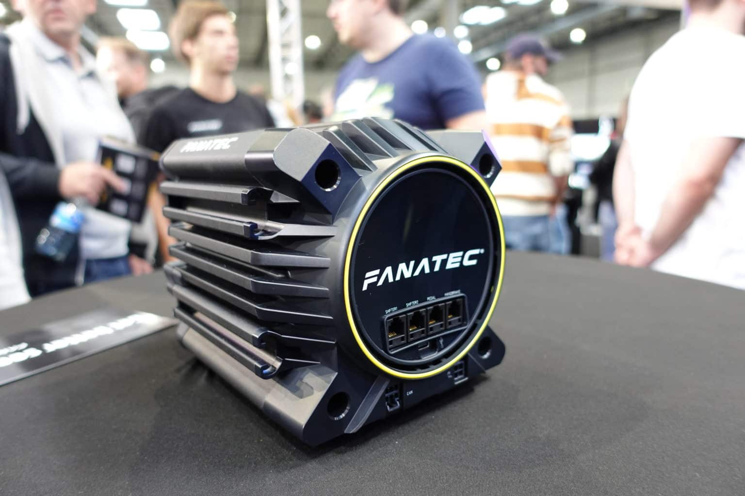 Fanatec ClubSport DD, 2 new console-compatible bases!